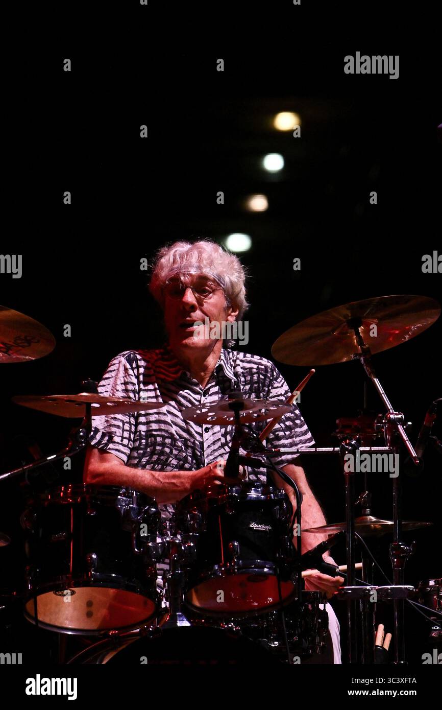 Stewart copeland live 2025 hi-res stock photography and images - Alamy