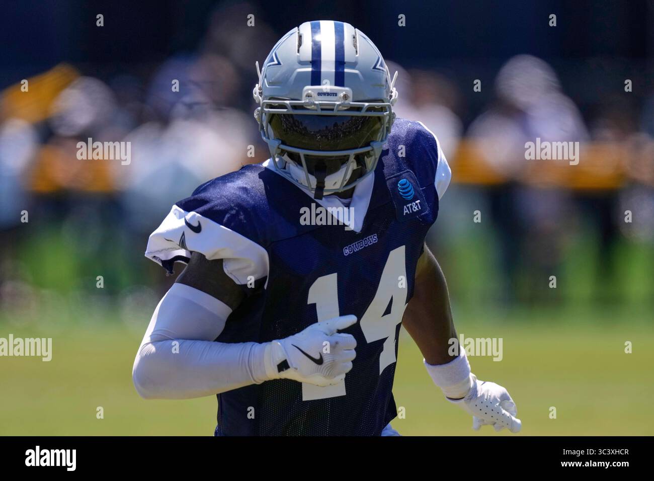 Dallas Cowboys safety Markquese Bell runs a play during training camp ...