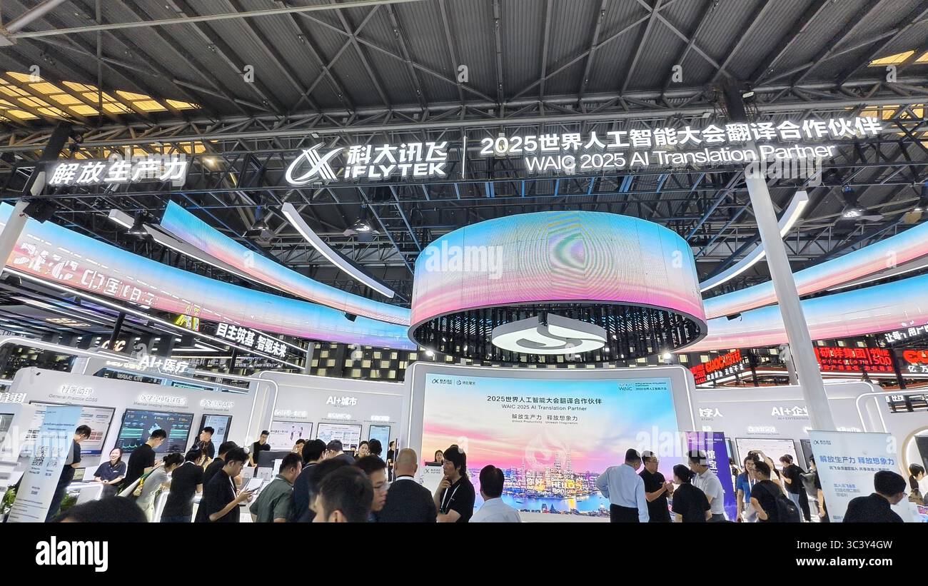 People visit the 2025 World AI Conference in Shanghai, China, 26 July ...