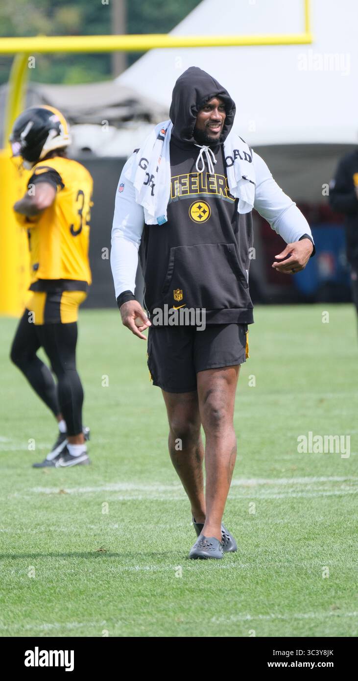 Saint Vincent College. 27th July, 2025. Cordarrelle Patterson #84 ...