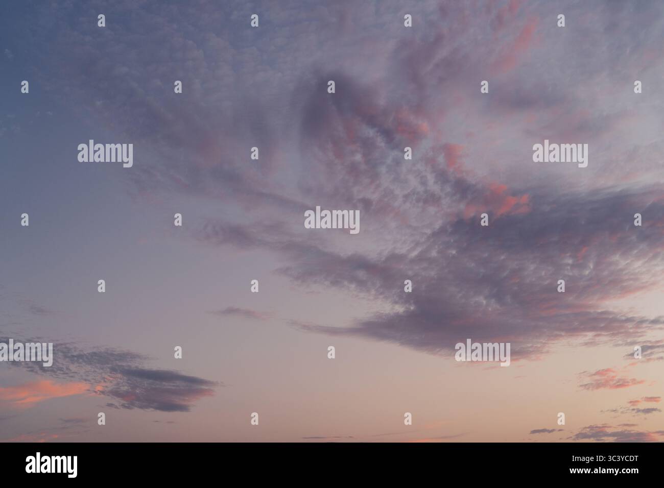 Radiant sunset sky swirling hi-res stock photography and images - Alamy