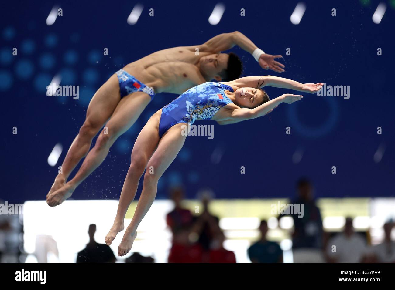 Singapore City, Singapore.27th July 2025. Chinese diving duo Xie ...