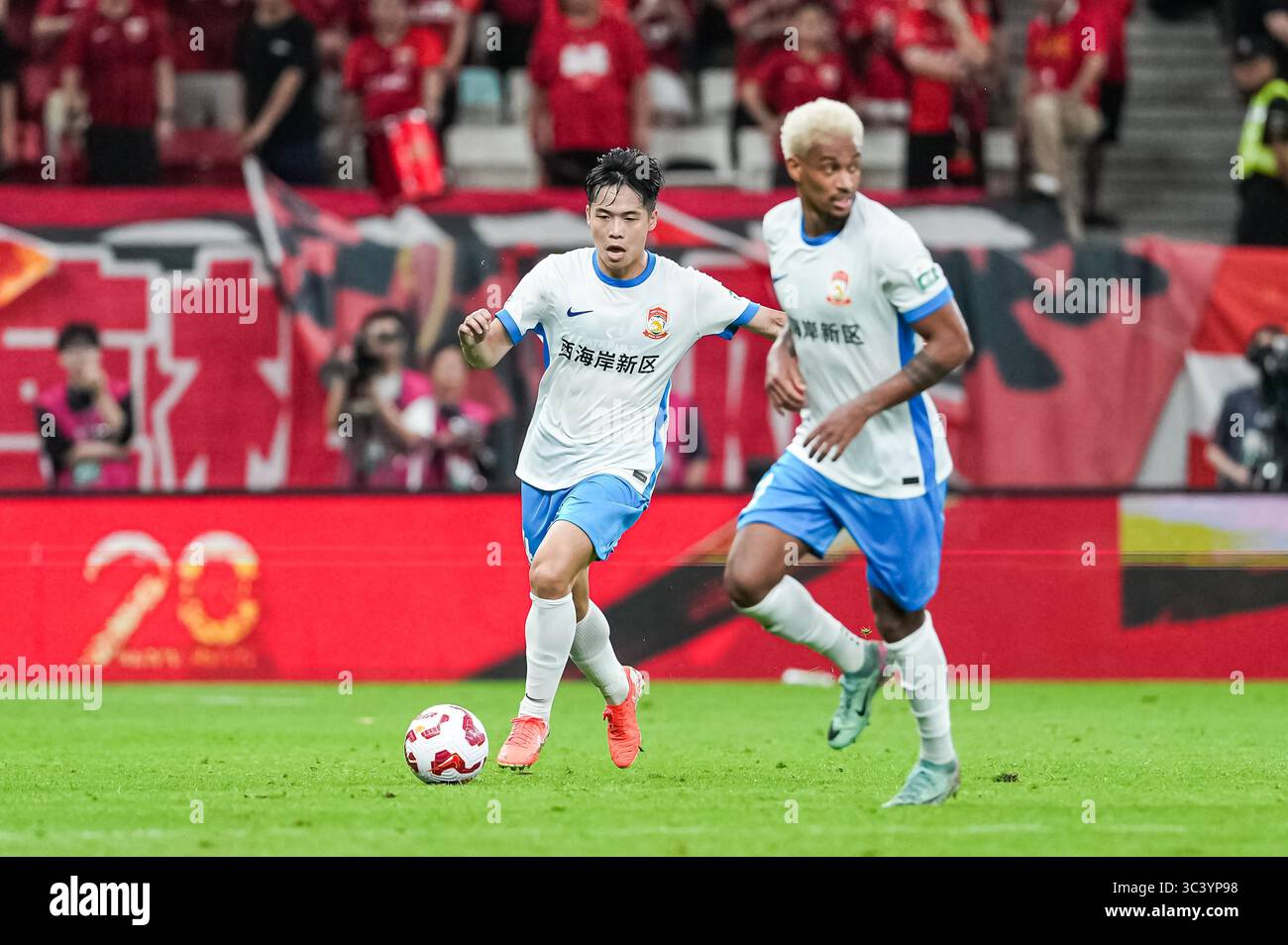 Shanghai Port Football Club 2-2 draw Qingdao West Coast Football Club ...