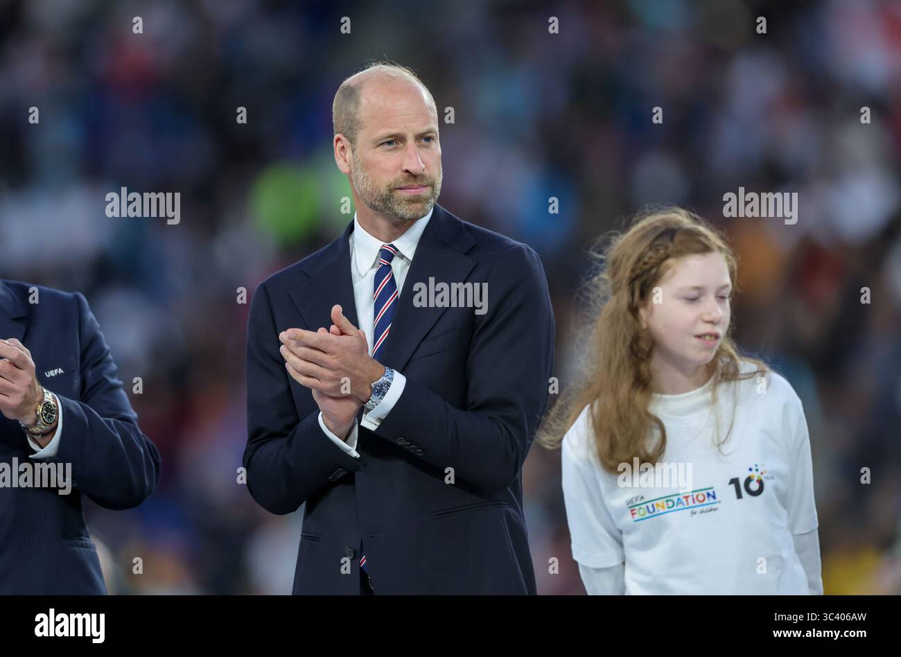 Wales vs switzerland euro hi-res stock photography and images - Alamy