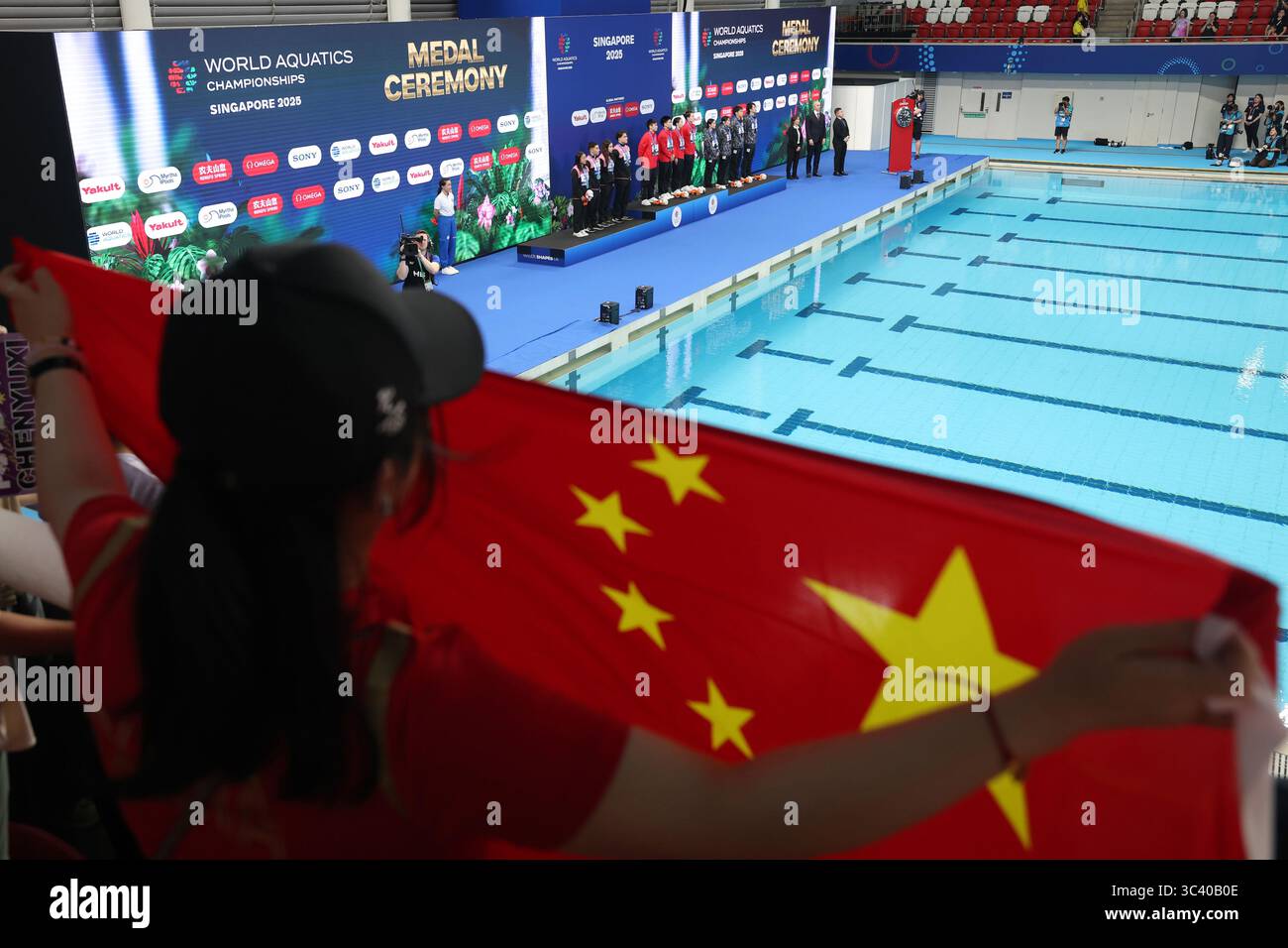 2025 world swimming championships diving mixed team final hi-res stock ...