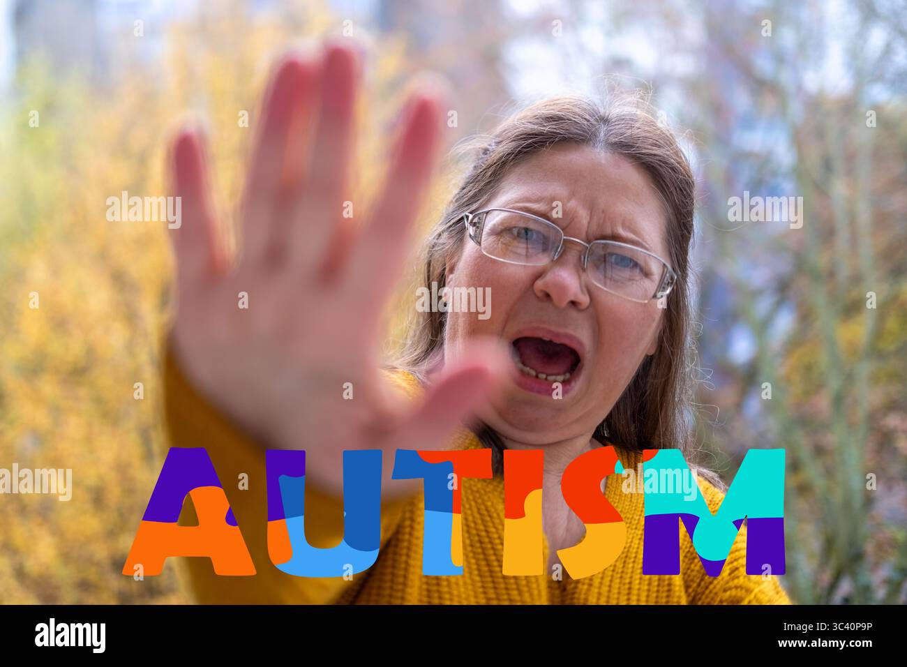 Non verbal communication cues hi-res stock photography and images - Alamy