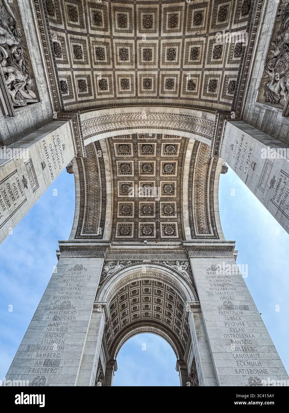 Inside the arc de triomphe hi-res stock photography and images - Alamy