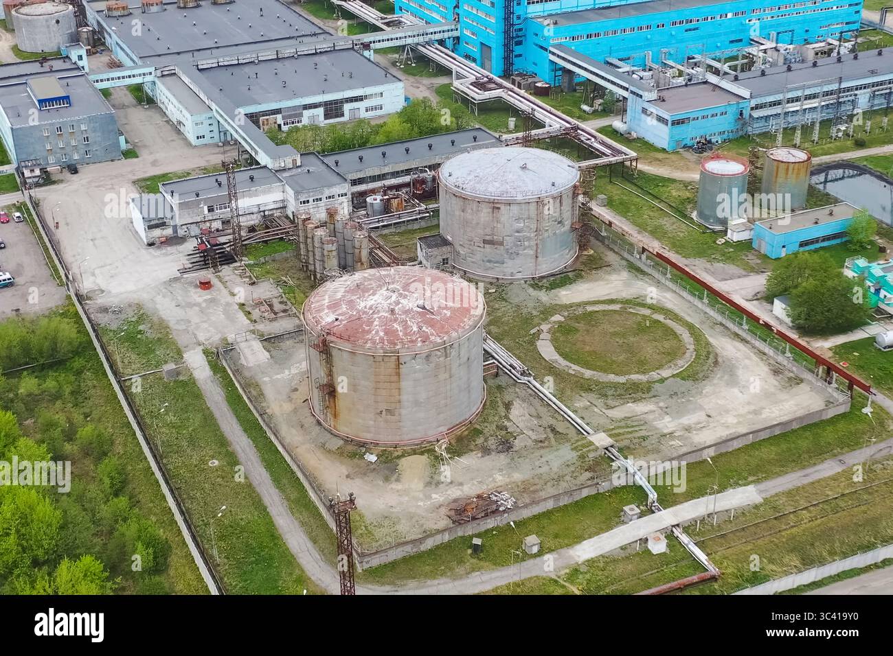 Overhead drone shot storage tanks hi-res stock photography and images - Alamy
