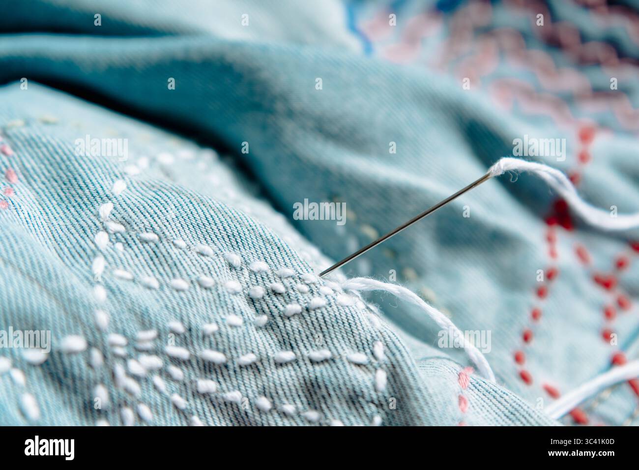 Sashiko: A Traditional Japanese Embroidery and Stitching Technique for ...