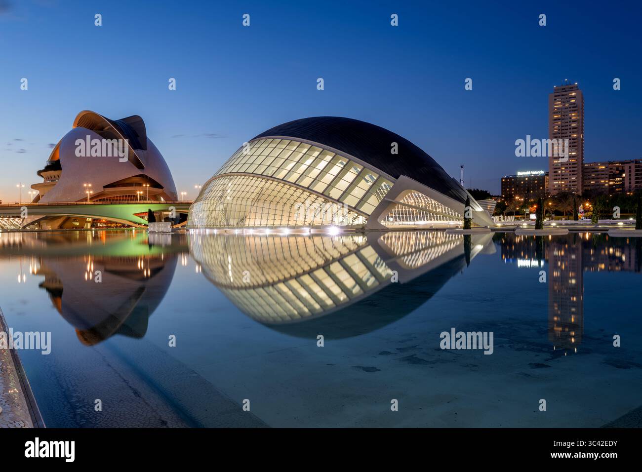 Valencia, Spain - March 2025: Hemispheric building in the sciencies and ...