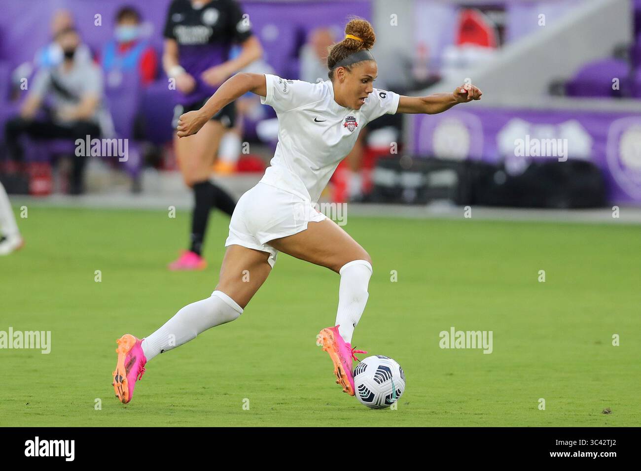 May 16, 2021: Washington Spirit forward TRINITY RODMAN (2) drives the ...