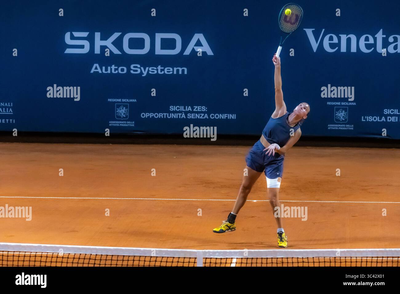 Palermo Ladies Open: Francesca Jones vs Anouk Koevermans. Anouk ...