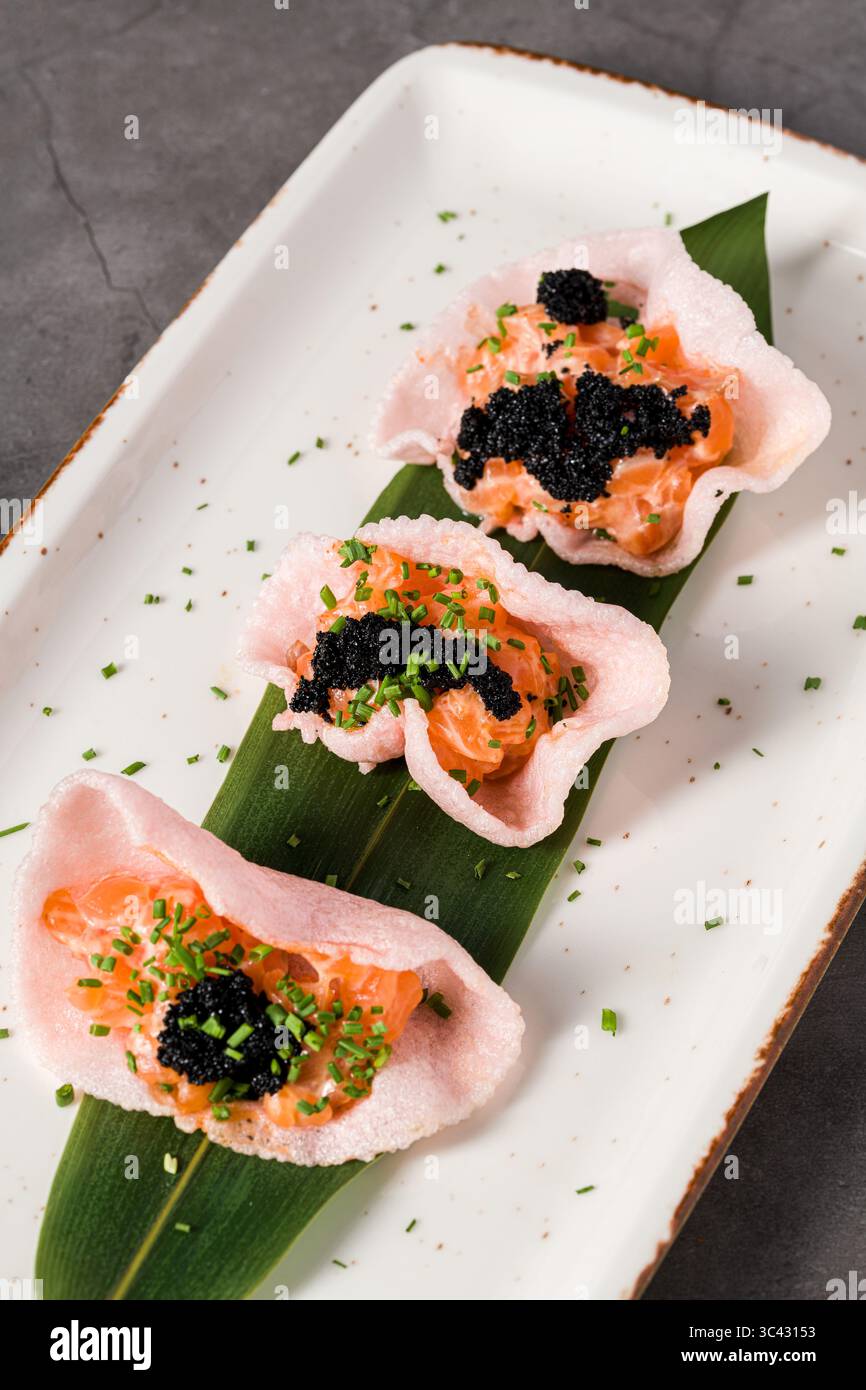Fine dining sushi caviar tuna hi-res stock photography and images - Alamy