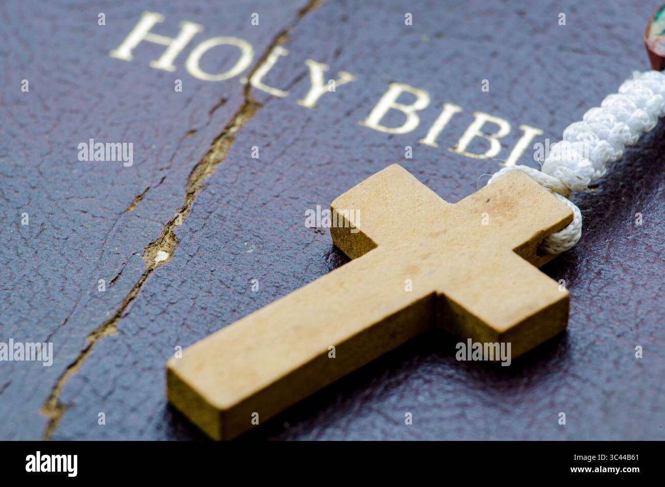 Priest rosary holy bible hi-res stock photography and images - Alamy