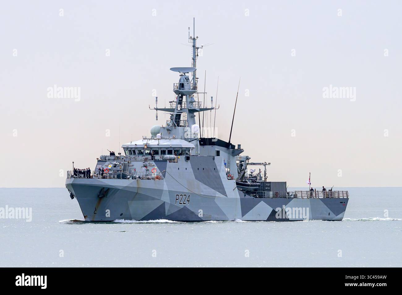 HMS Trent (P224), a Batch 2 River class Offshore Patrol Vessel (OPV ...