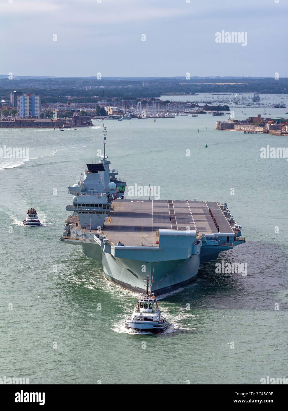 HMS Queen Elizabeth (R08), an aircraft carrier operated by the Royal ...