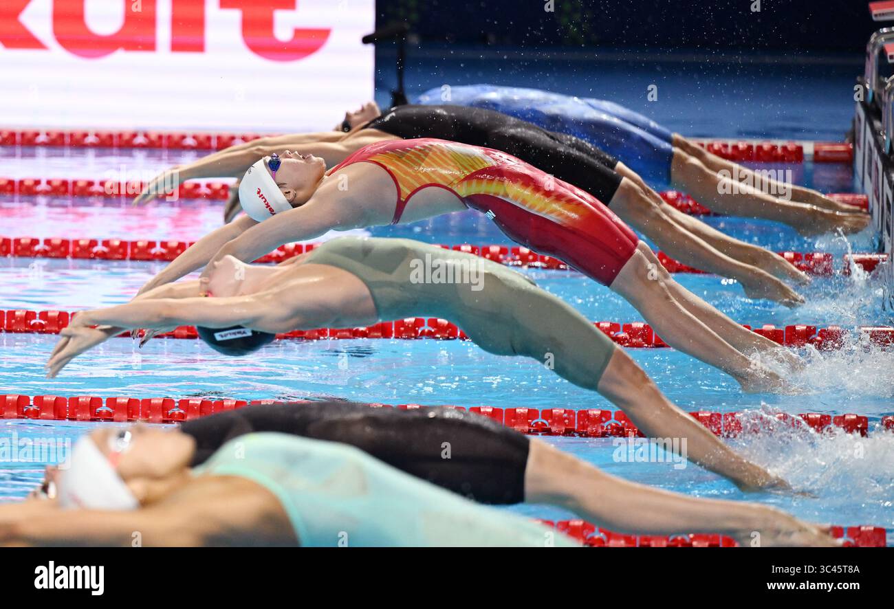 (250728) -- SINGAPORE, July 28, 2025 (Xinhua) -- Wan Letian of China ...