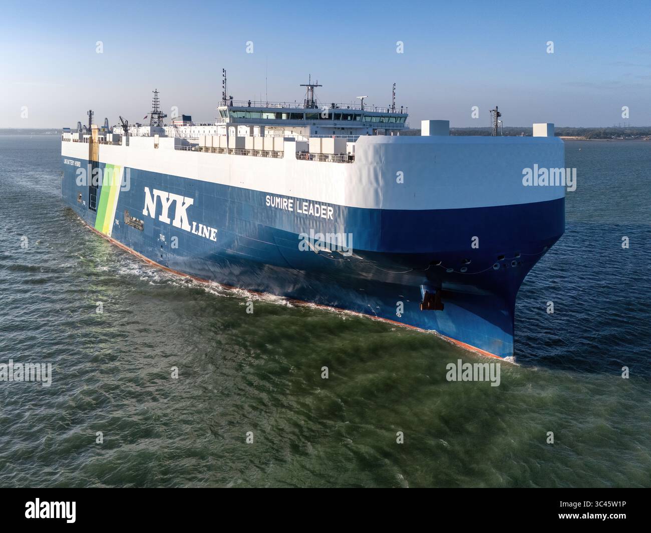 Sumire hi-res stock photography and images - Alamy
