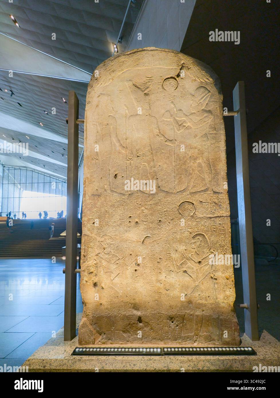 King horemheb hi-res stock photography and images - Alamy