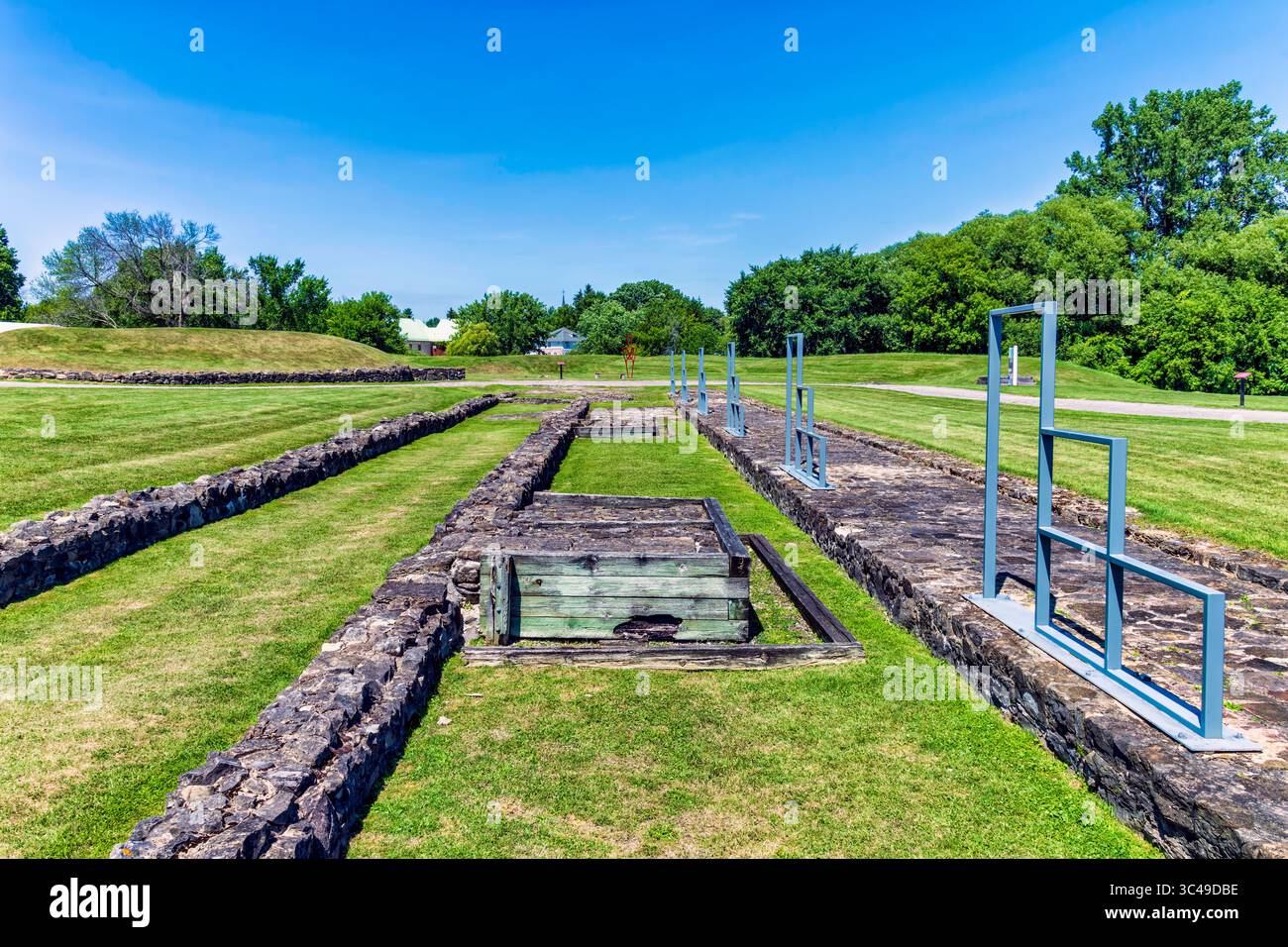 Lac stone hi-res stock photography and images - Alamy