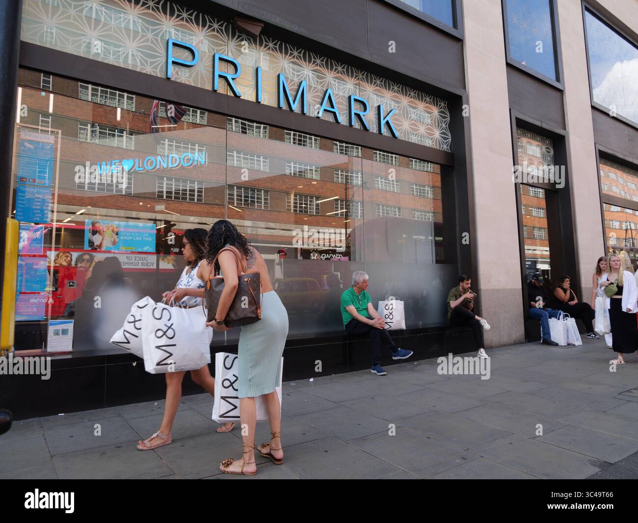 Primark london marks spencer hi-res stock photography and images - Alamy