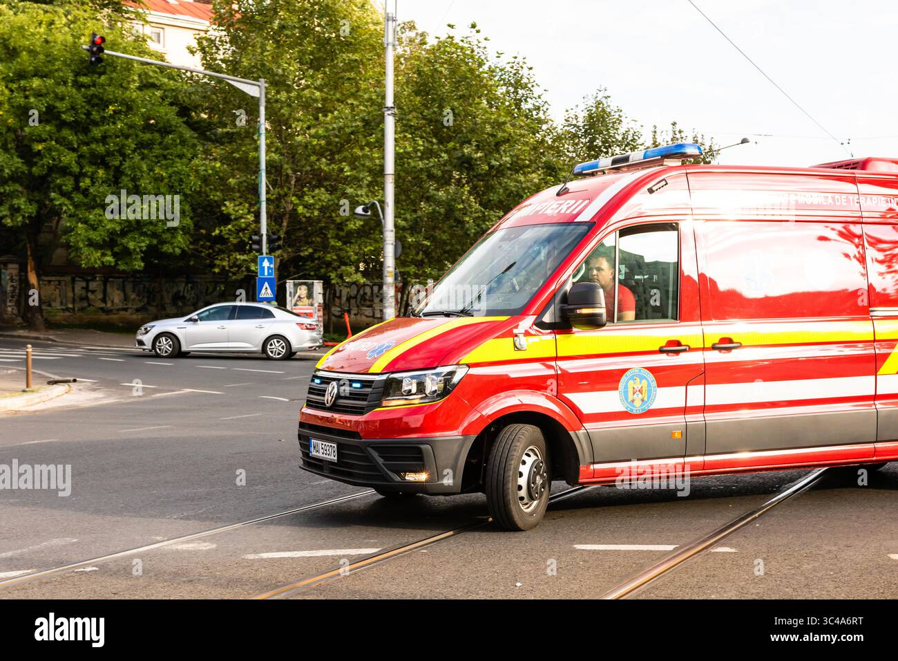 Pompierii smurd hi-res stock photography and images - Alamy