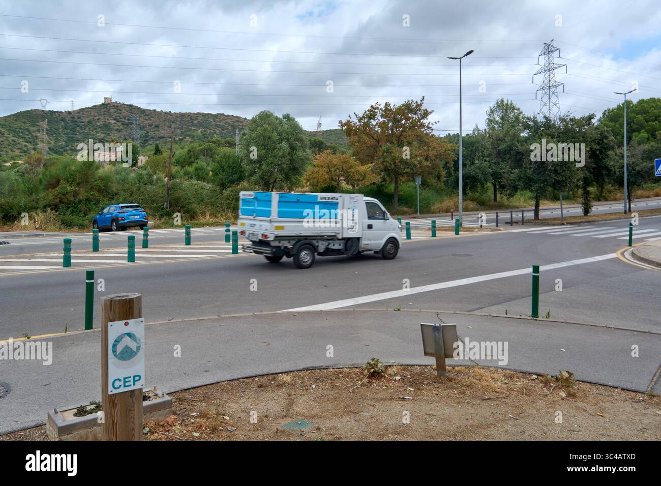 Waste management truck barcelona hi-res stock photography and images ...