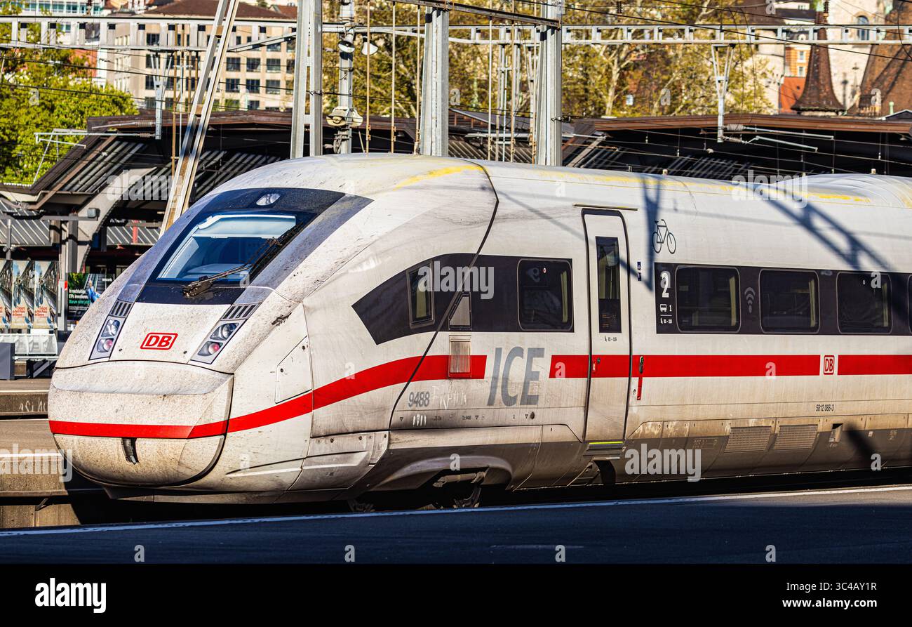 Zurich, Switzerland, 18th Apr 2025: A Deutsche Bahn ICE 4 (Intercity 4 ...