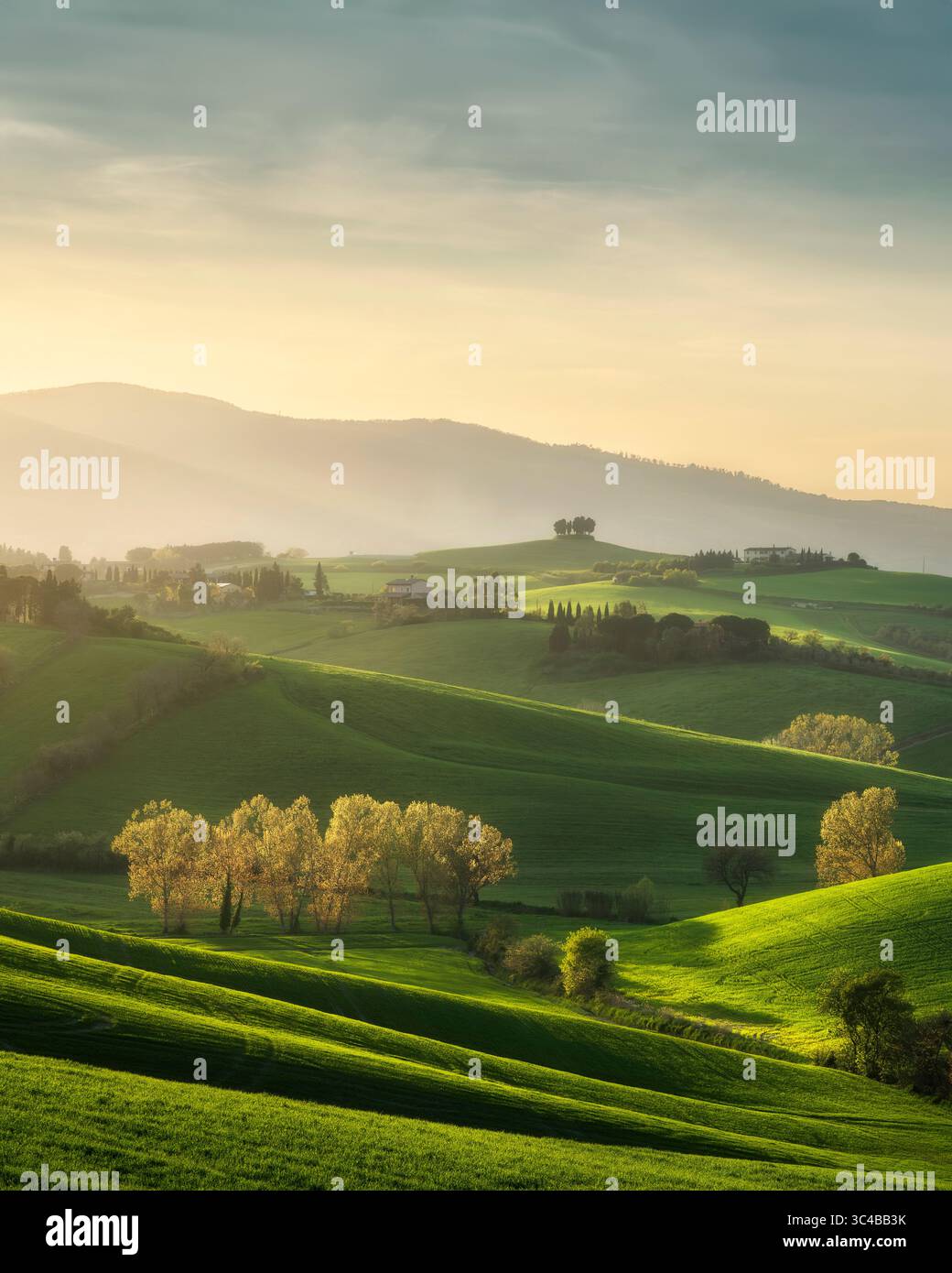 Sunset sky over tuscany hi-res stock photography and images - Alamy