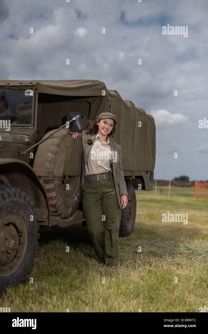1940s Military singer Stock Photo - Alamy