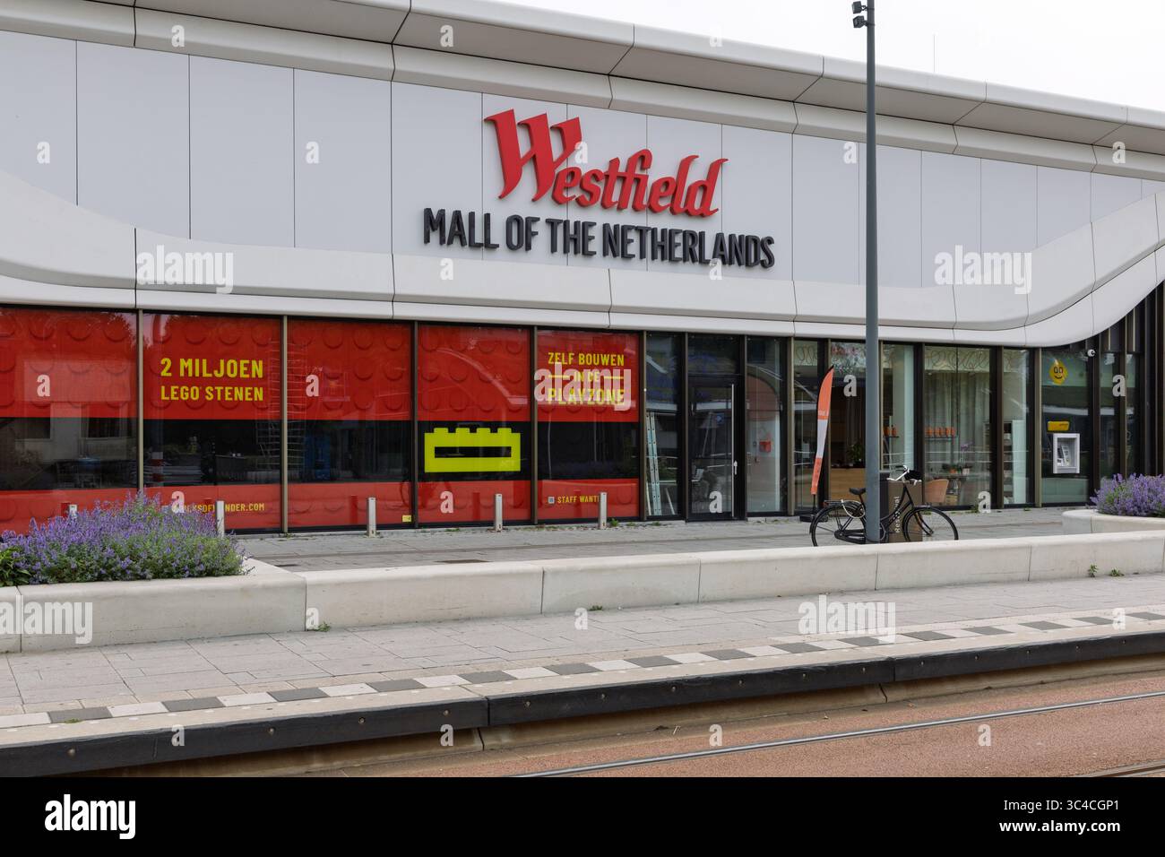 Westfield mall of the netherlands hi-res stock photography and images ...