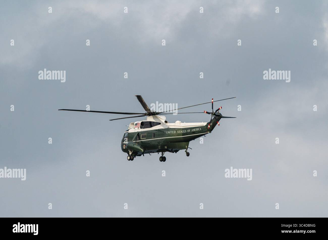 Balmedie, 07.28.2025 US President Doanld Trump's Marine one flies over ...