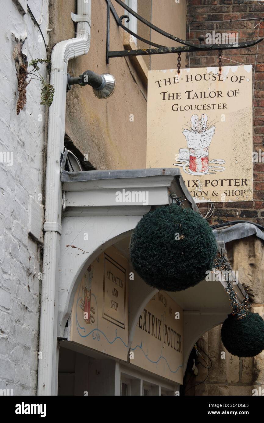 Beatrix potter house hi-res stock photography and images - Alamy