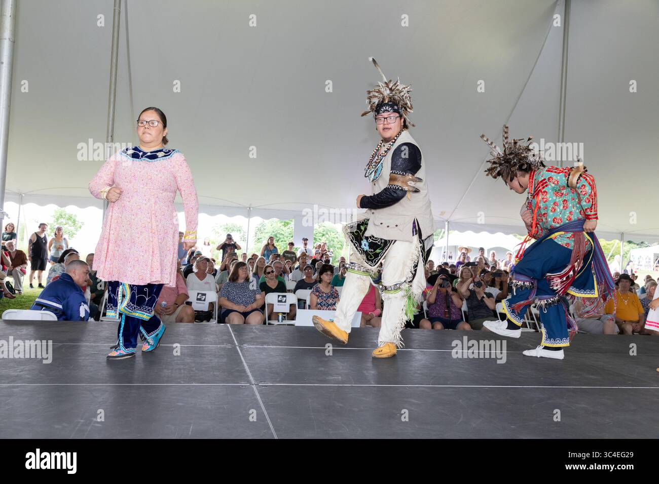 Haudenosaunee social dancing demonstration at annual Indigenous ...