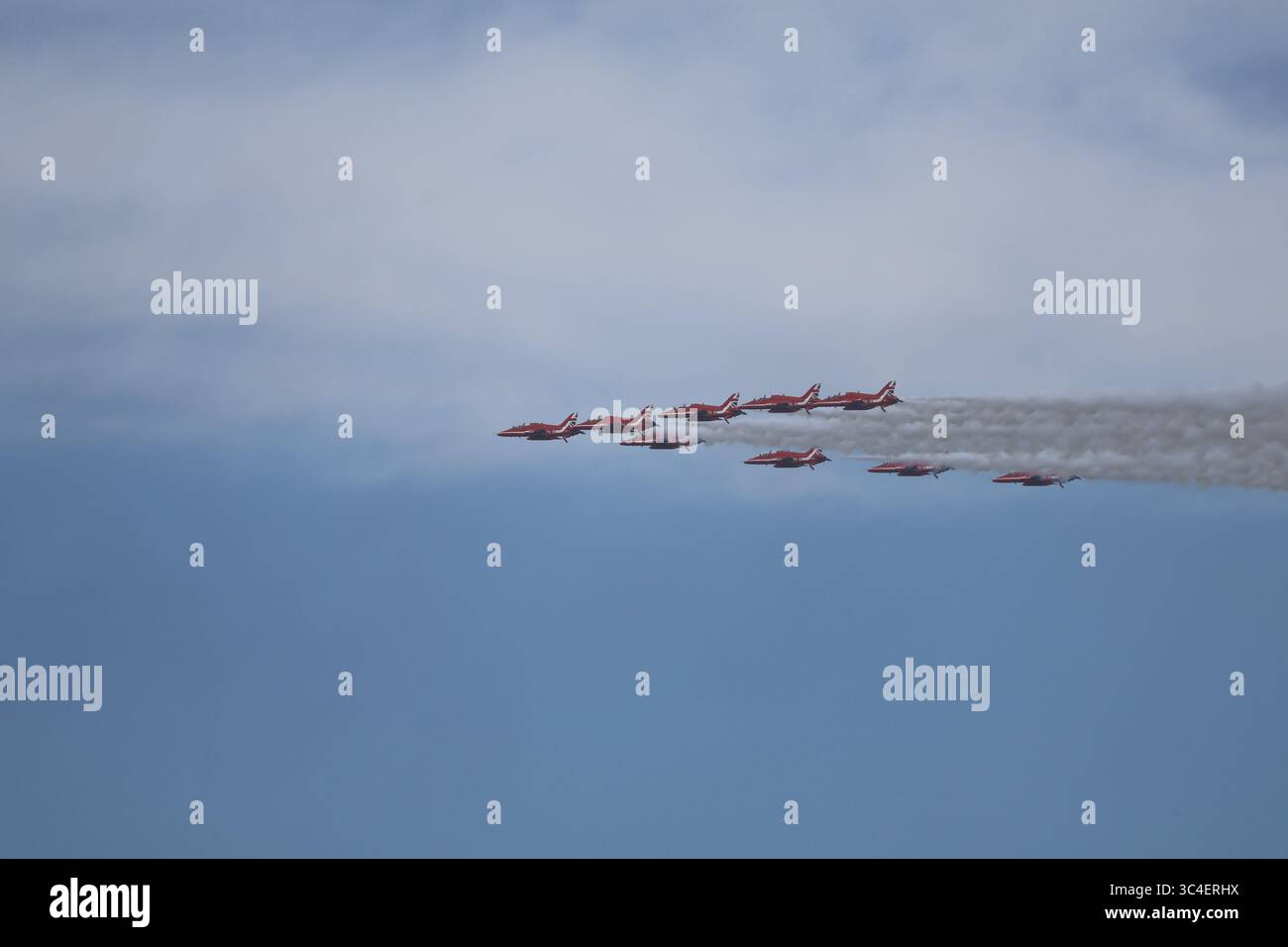 Red arrows flyover aberdeen hi-res stock photography and images - Alamy