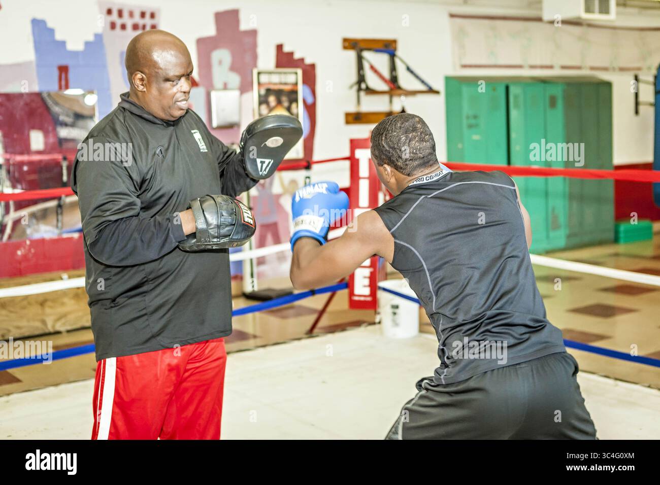 Buster douglas 1990 hi-res stock photography and images - Alamy
