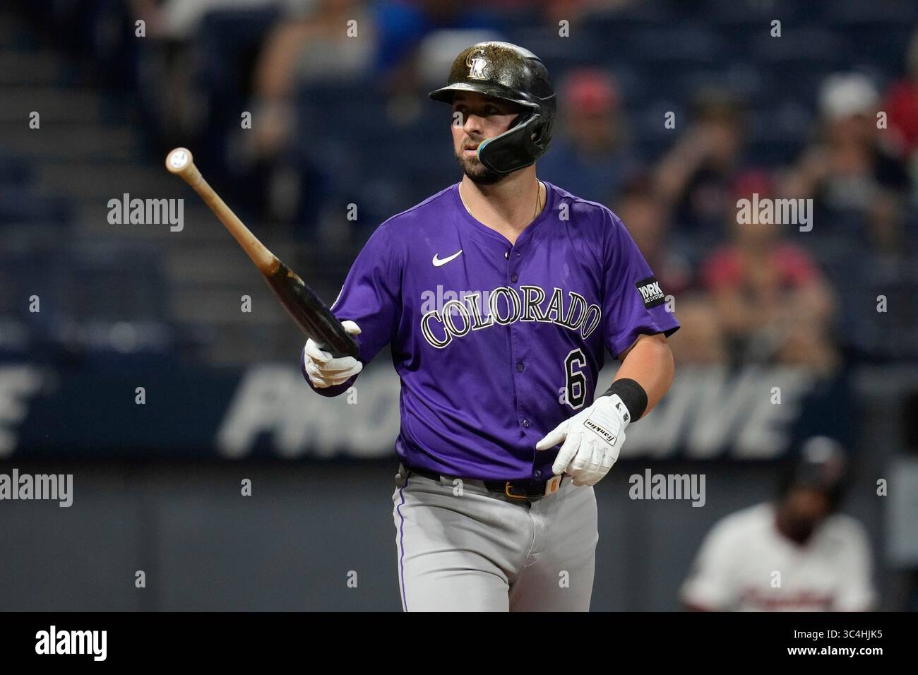 Colorado Rockies' Kyle Farmer (6) walks in the fifth inning of a ...