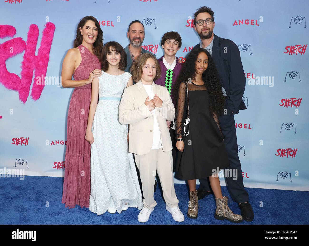 D' Arcy, Tony Hale, Bianca Belle, Kue Lawrence, Kalon Cox, Seth Worley, Genesis Rose Brown ...