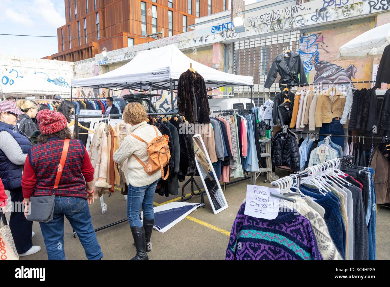 Fitzroy sunday market hi-res stock photography and images - Alamy