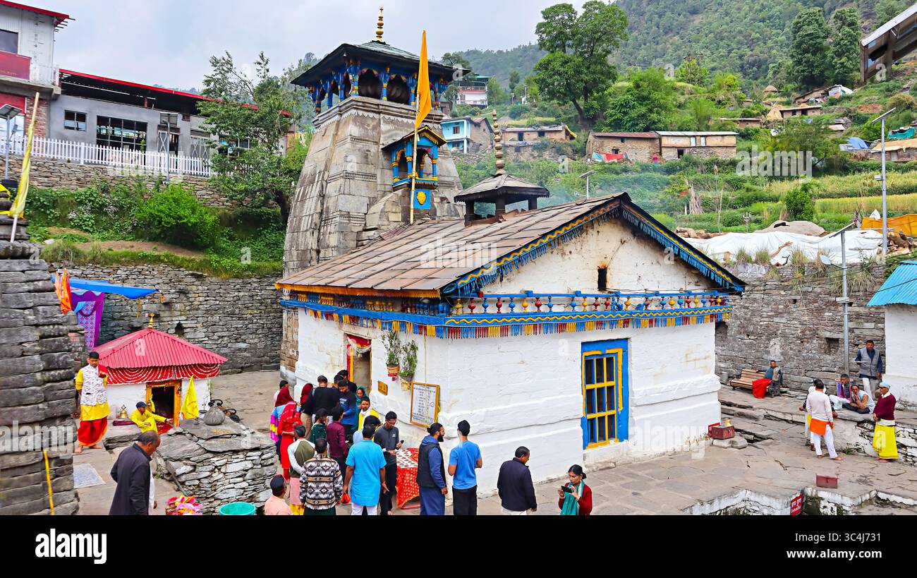 Triyugi narayan temple hi-res stock photography and images - Alamy