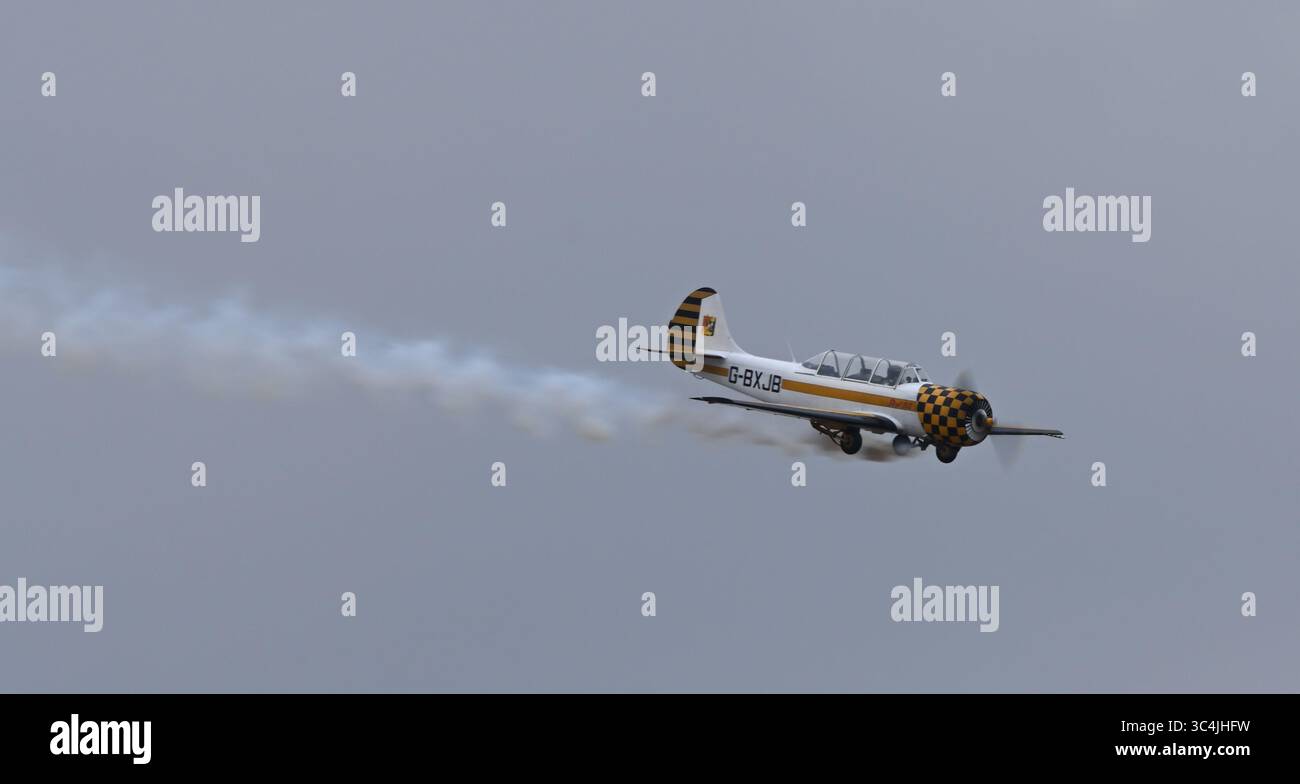 Yakovlev yak 52 trainer hi-res stock photography and images - Alamy