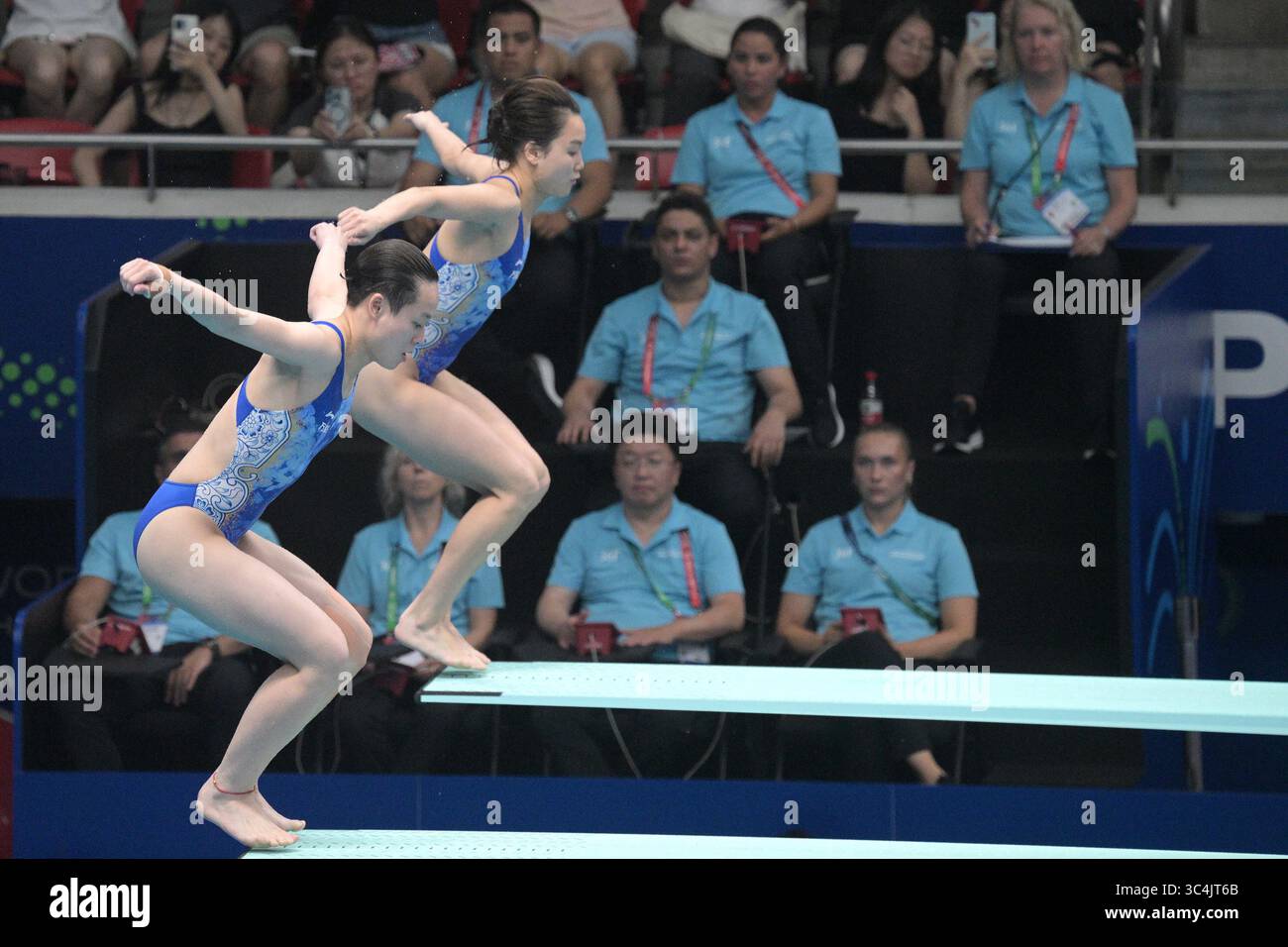 (250729) -- SINGAPORE, July 29, 2025 (Xinhua) -- Chen Jia/Chen Yiwen of ...