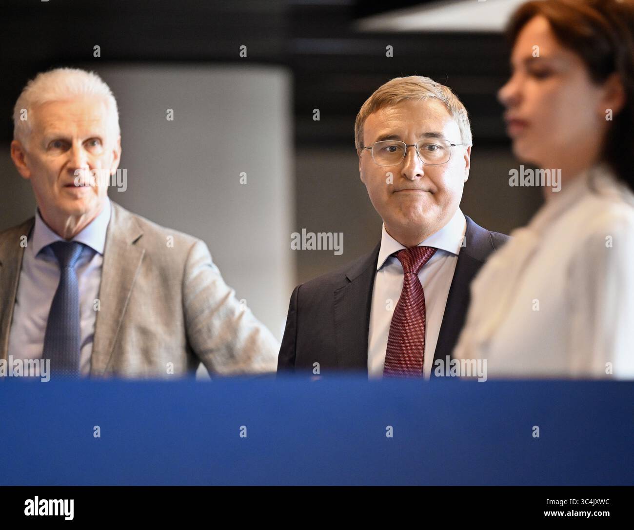 Russian Minister of Science and Higher Education Valery Falkov (center ...