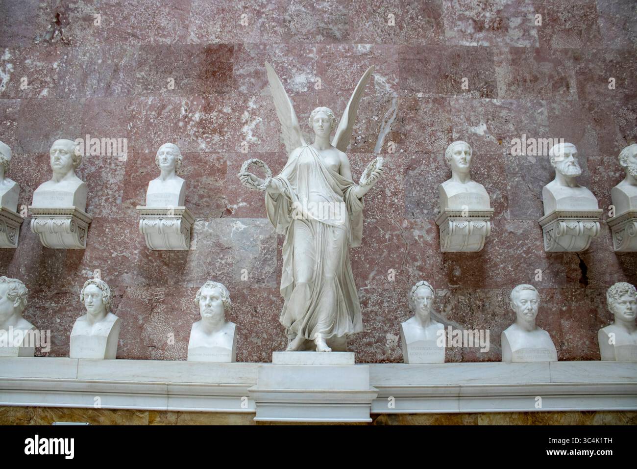 Gedenkstätte Walhalla Walhalla ist eine Gedenkstätte auf dem Bräuberg ...