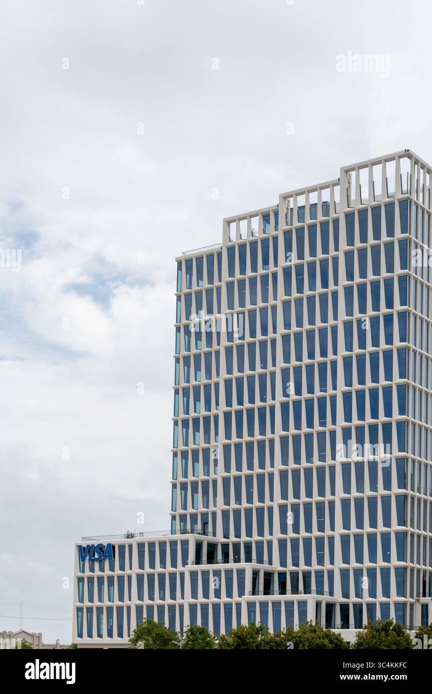 New Visa headquarters in Mission Rock, San Francisco, USA Stock Photo ...