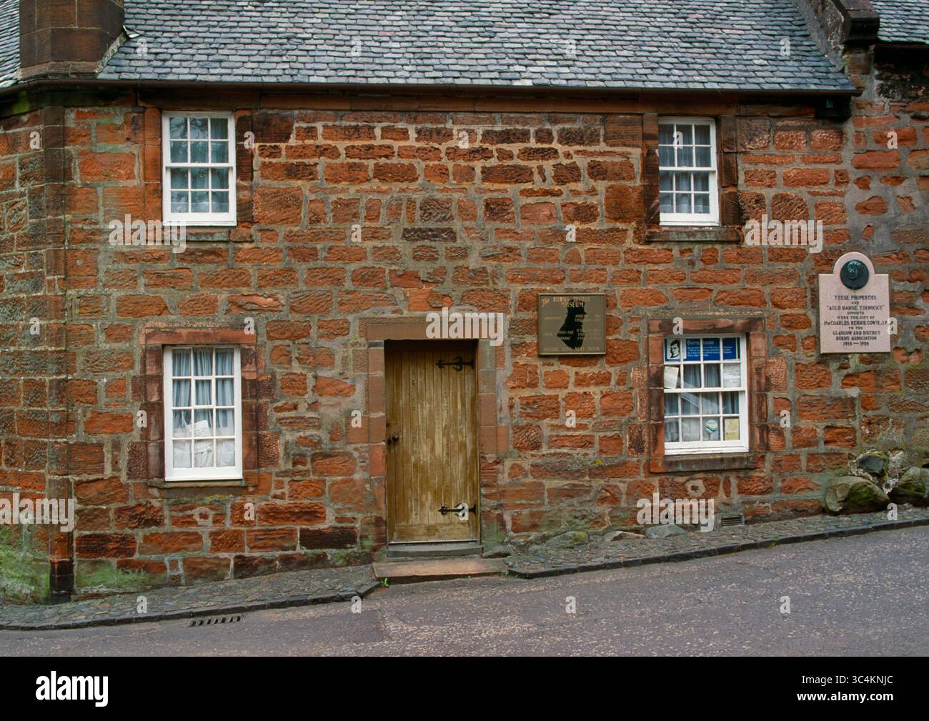 The burns house museum mauchline hi-res stock photography and images ...
