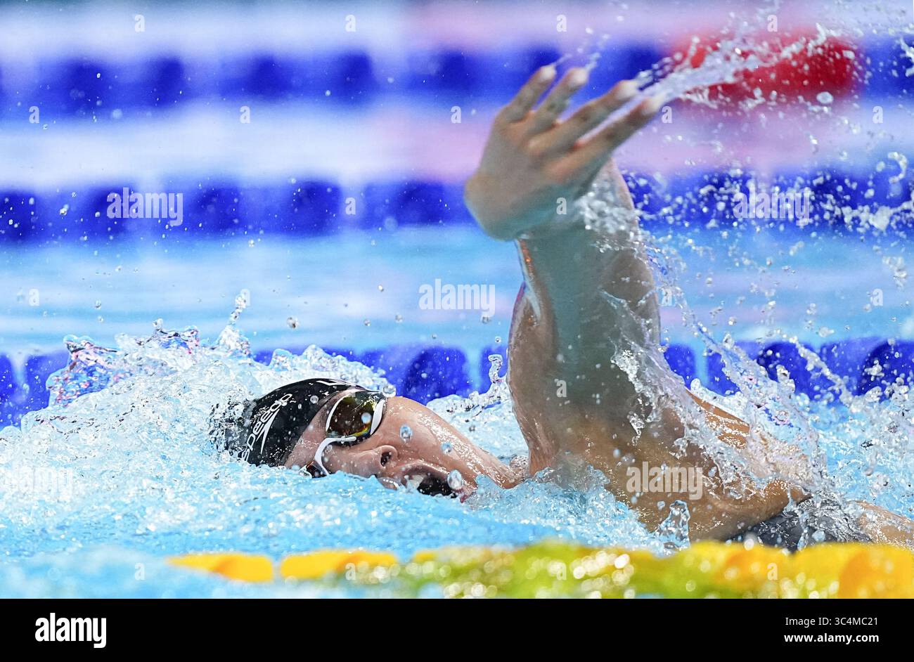 (250729) -- SINGAPORE, July 29, 2025 (Xinhua) -- Liu Yaxin of China ...