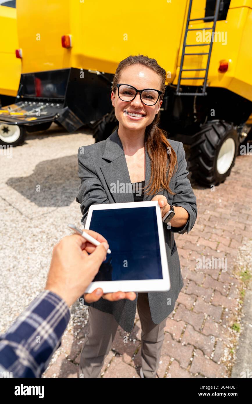 Agriculture combine harvester worker pov hi-res stock photography and ...