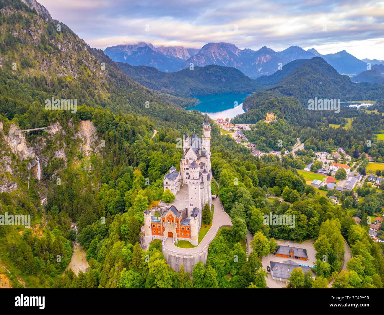Set among the stunning Bavarian Alps, Neuschwanstein Castle stands ...