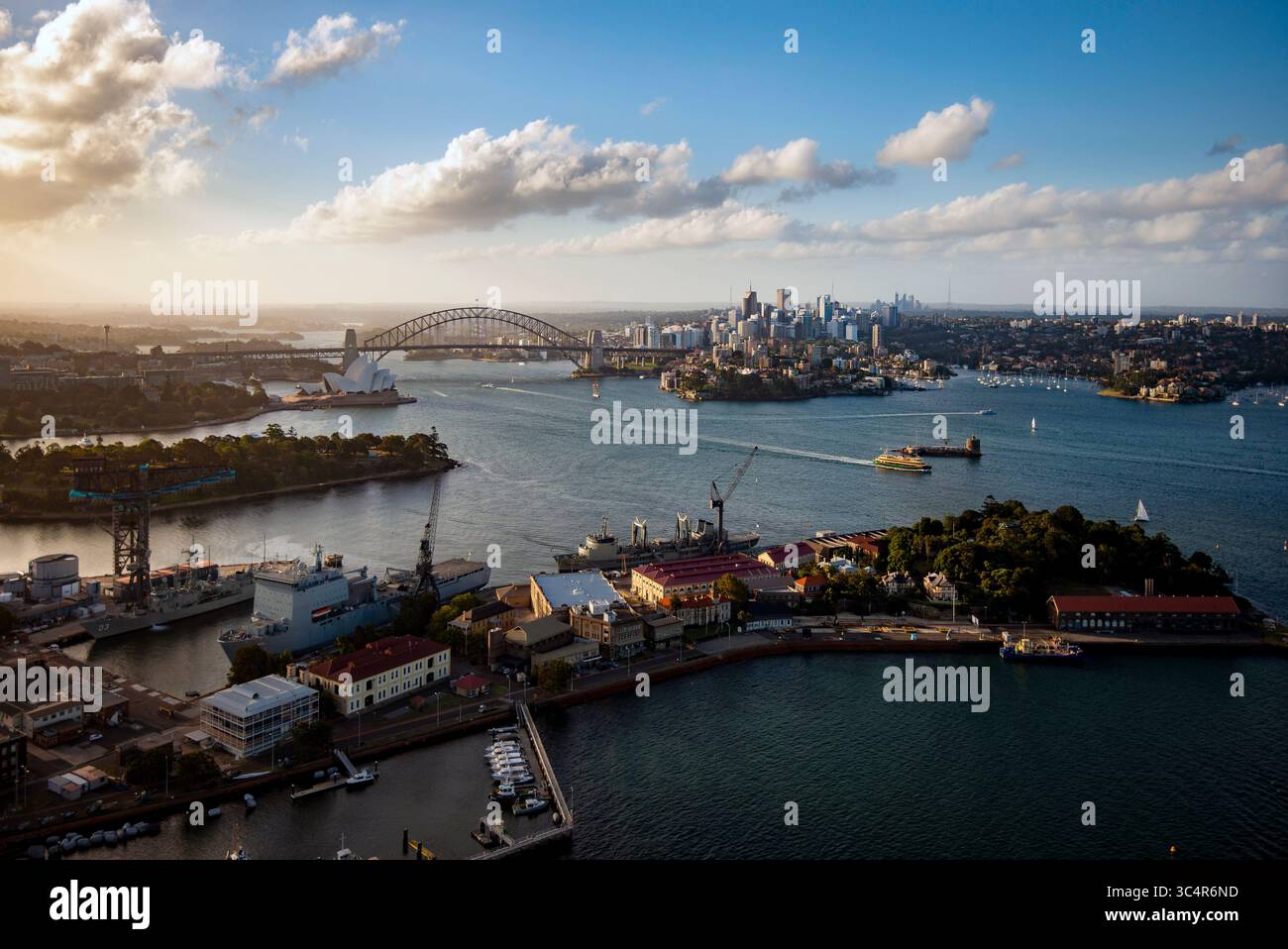Aerial view private marina houses hi-res stock photography and images - Alamy